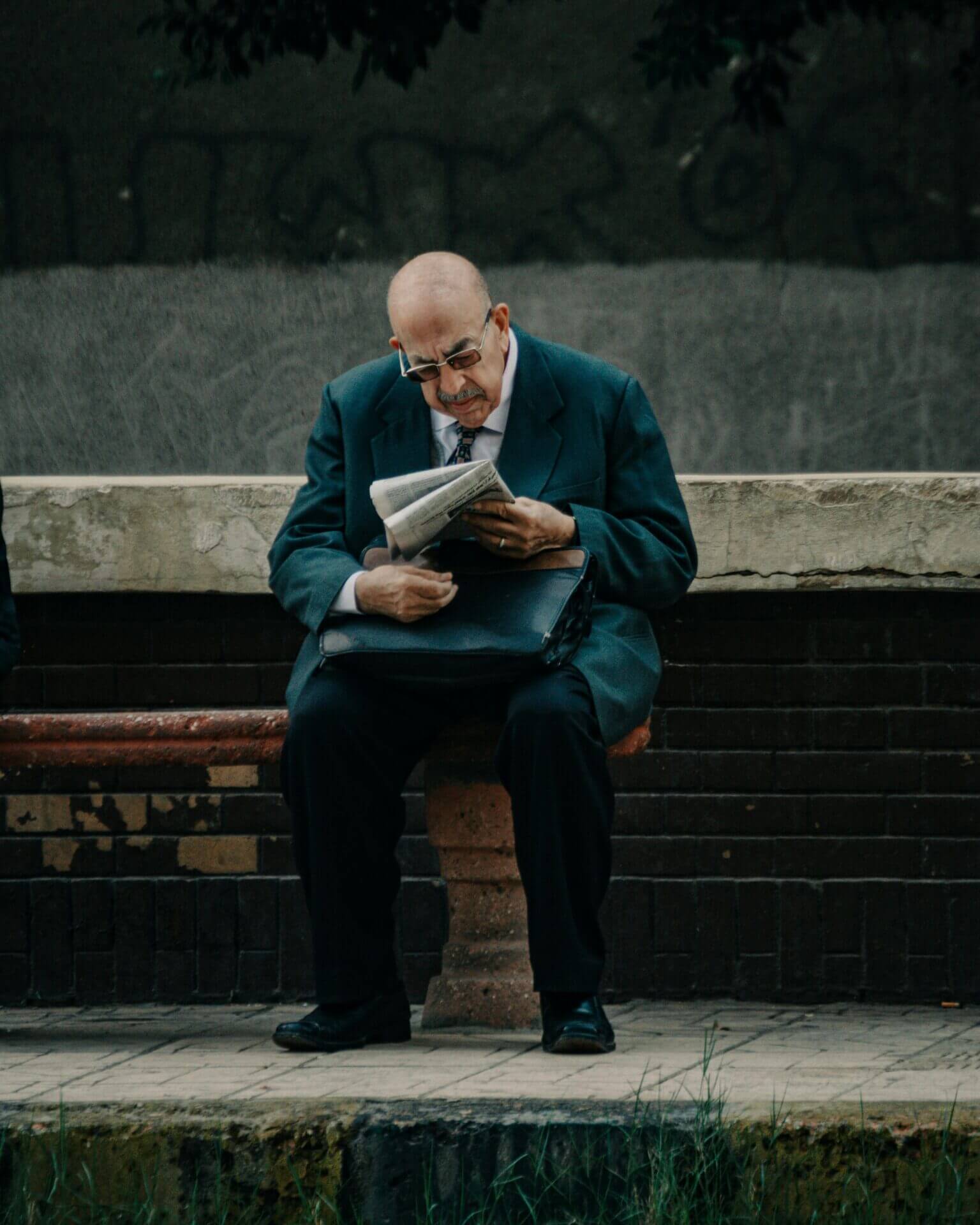 Low Vision Rehabilitation: Understanding Visual Field Loss - Specialty ...